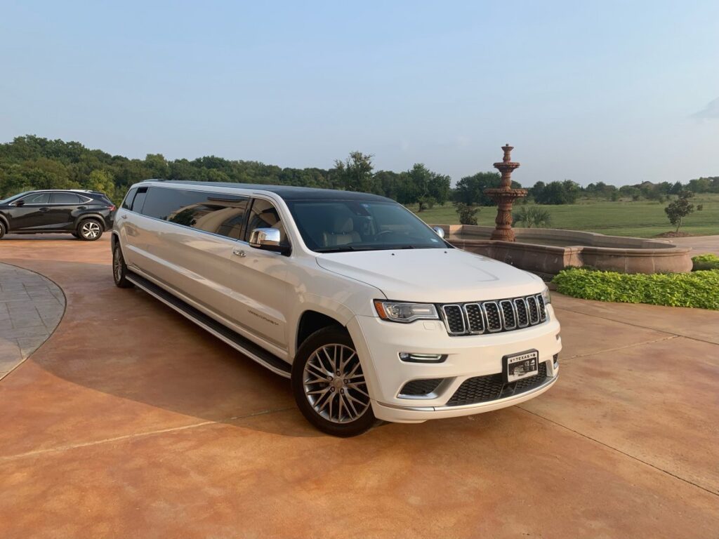 Jeep Grand Cherokee SUV Stretch Limo | Majestic